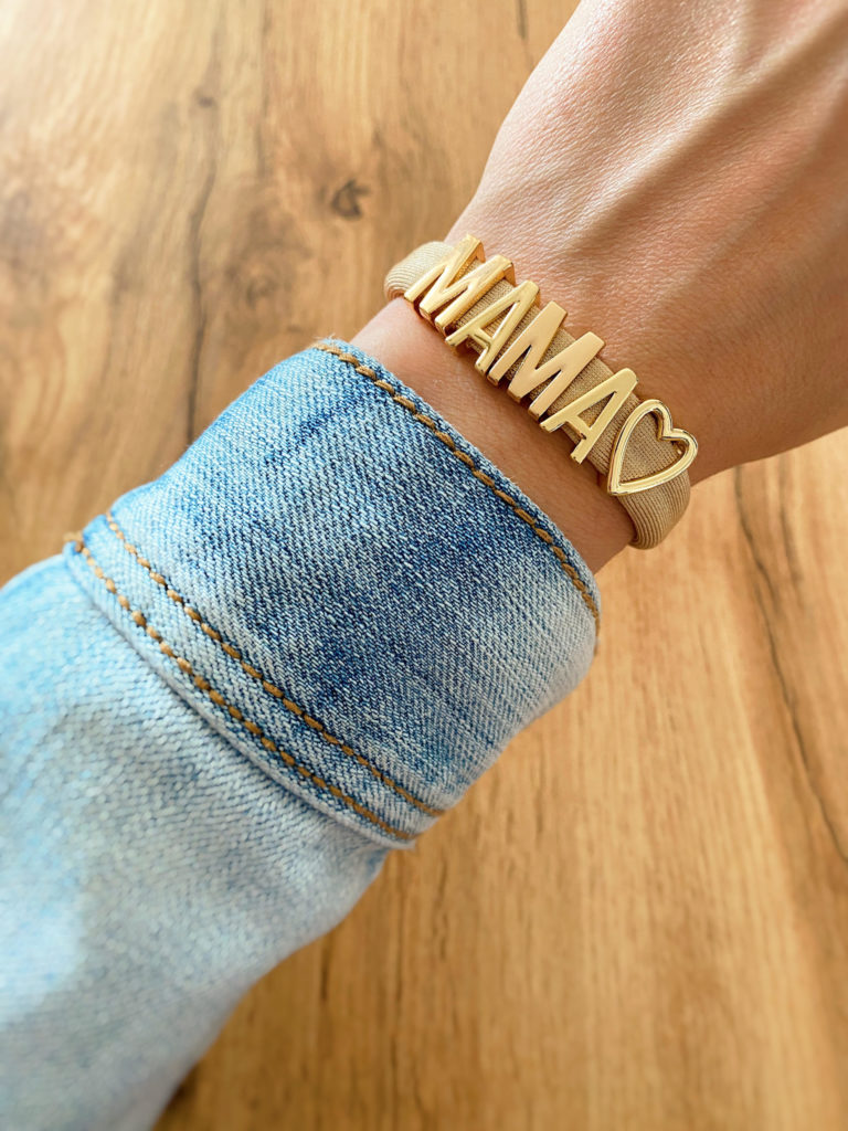 ŠNÚRKOVÝ NÁRAMOK - charmsis.com